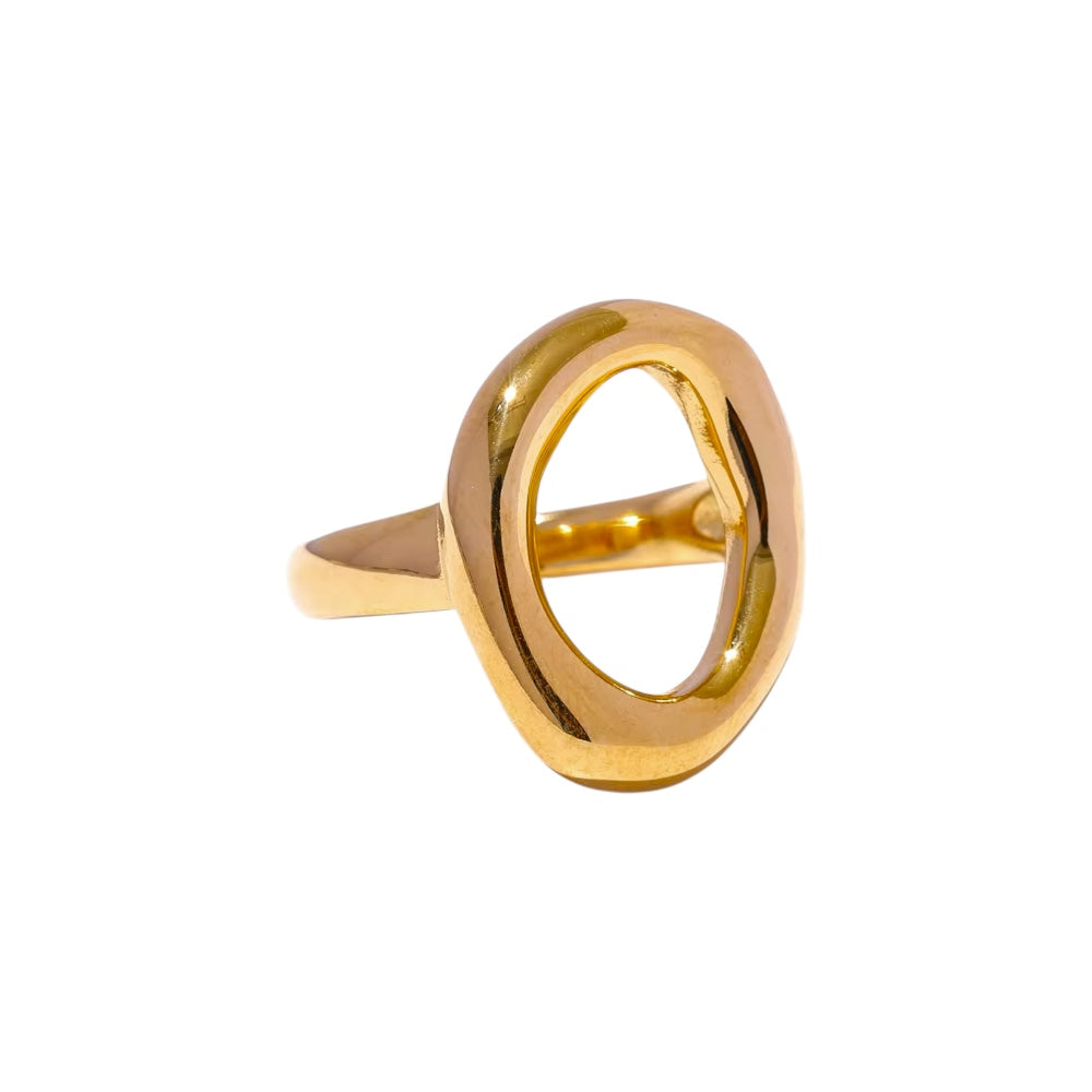 thea ring – Morena Lucía